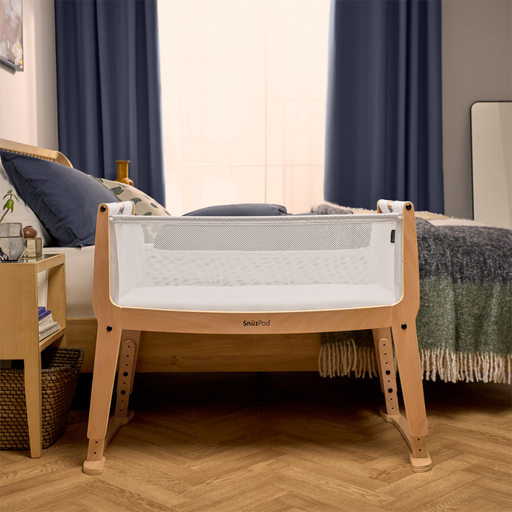 SnuzPod Studio Portable Baby Bedside Crib with Wheels, Dual-Mesh Zip D ...